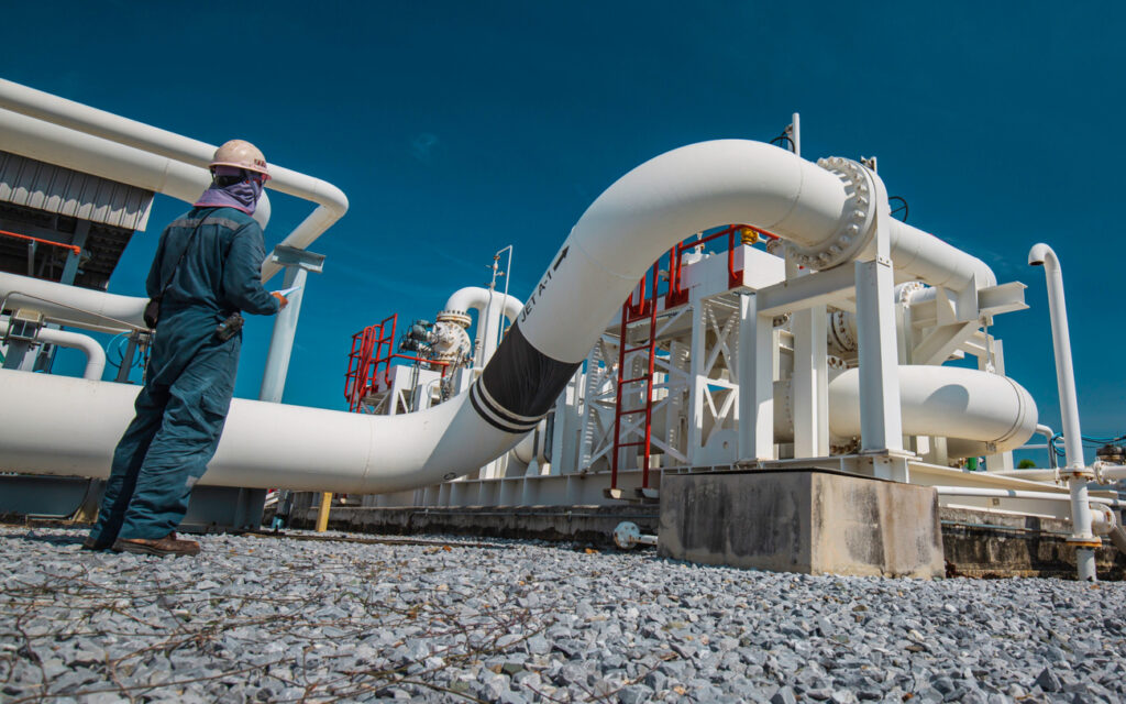 Цена нефти Brent превысила $125 за баррель впервые с 9 марта - Fireplan