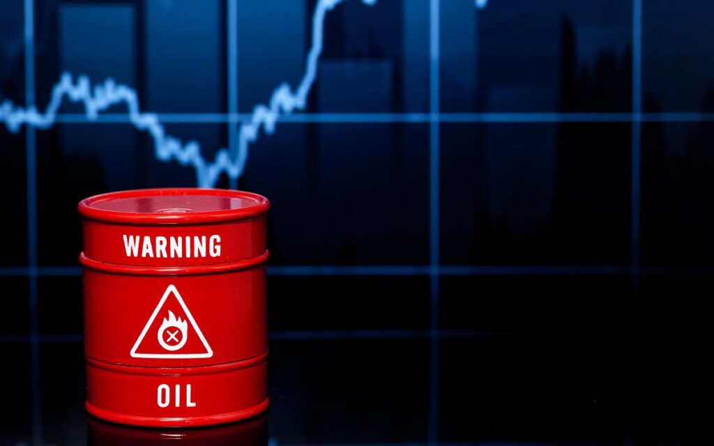 Brent на пути к $100. Эксперты назвали 3 лучшие акции нефтяного сектора - Fireplan